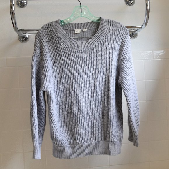 GAP | Sweaters | Grey Gap Petite Knit Sweater | Poshmark